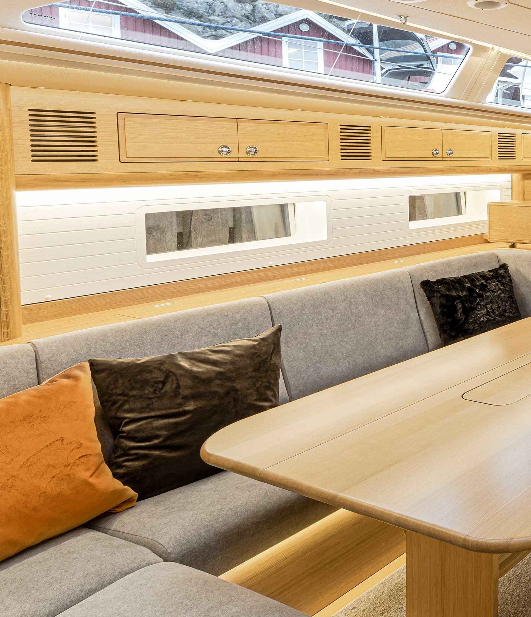 Hallberg-Rassy 50 - Swiftsure Yachts