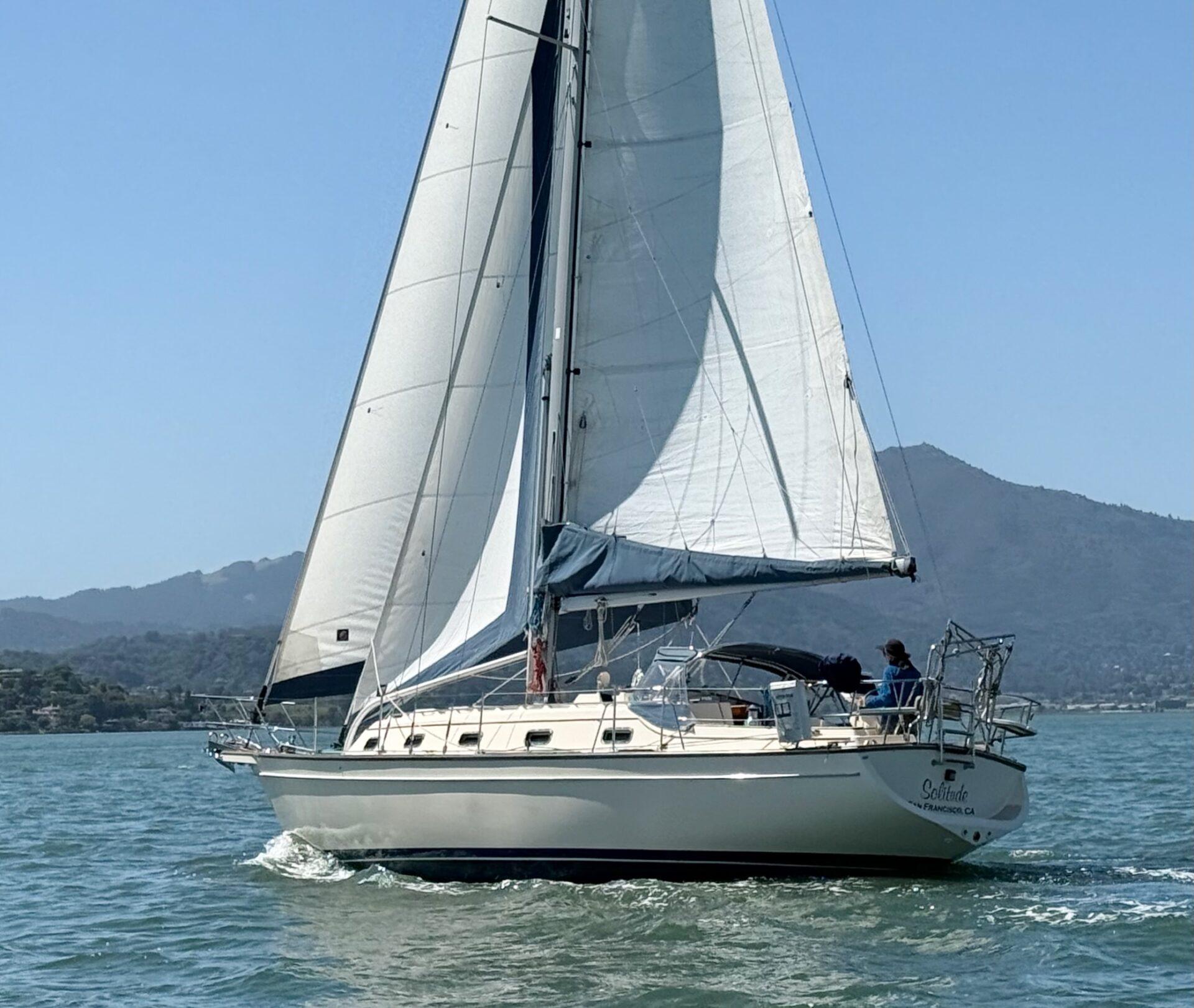 1999 Island Packet 380 SOLITUDE - Swiftsure Yachts